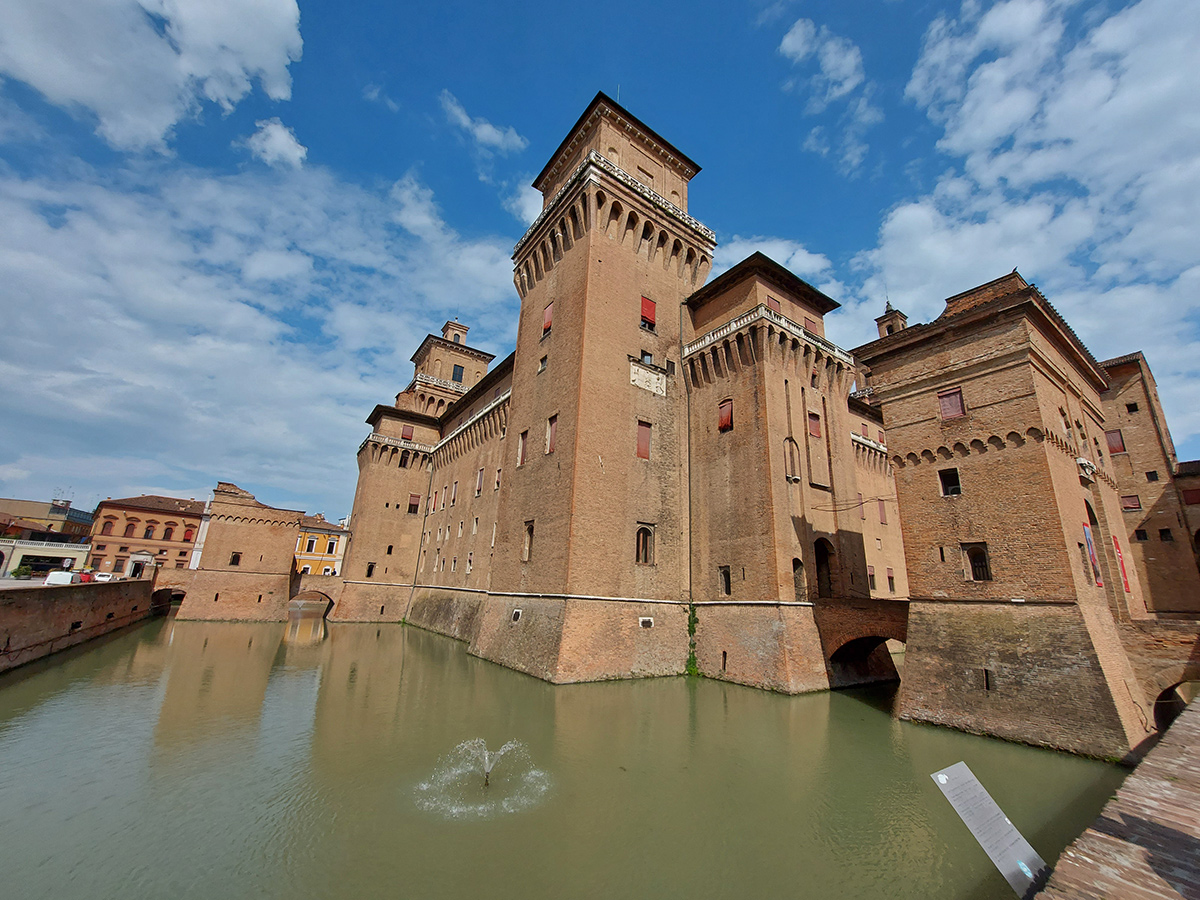 fasada od ˝dijamanata˝