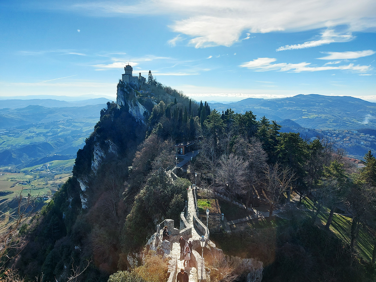 2 kula – Lepo je živeti